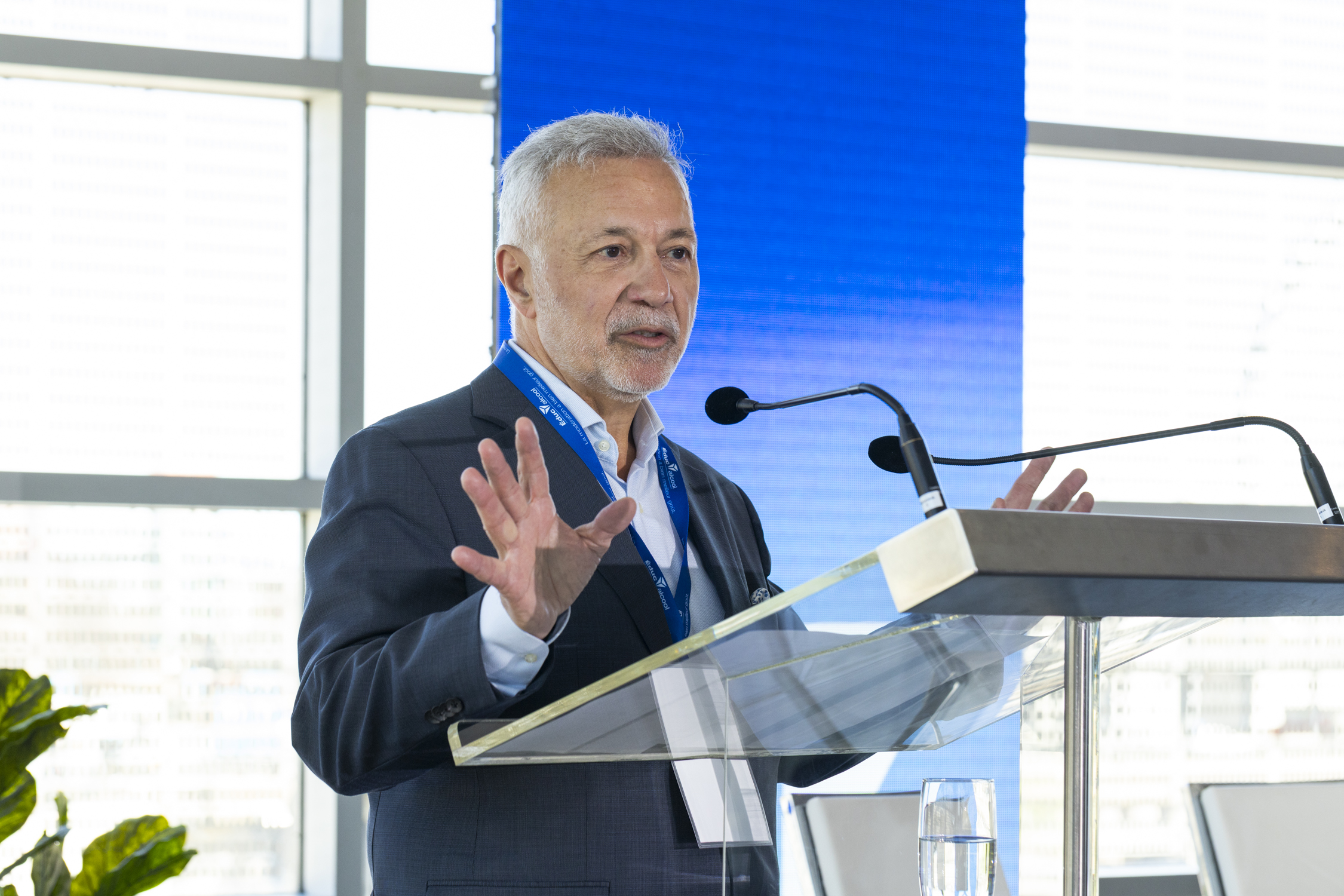 Éduc’alcool mise sur le dialogue pour repenser la consommation - Éduc ...